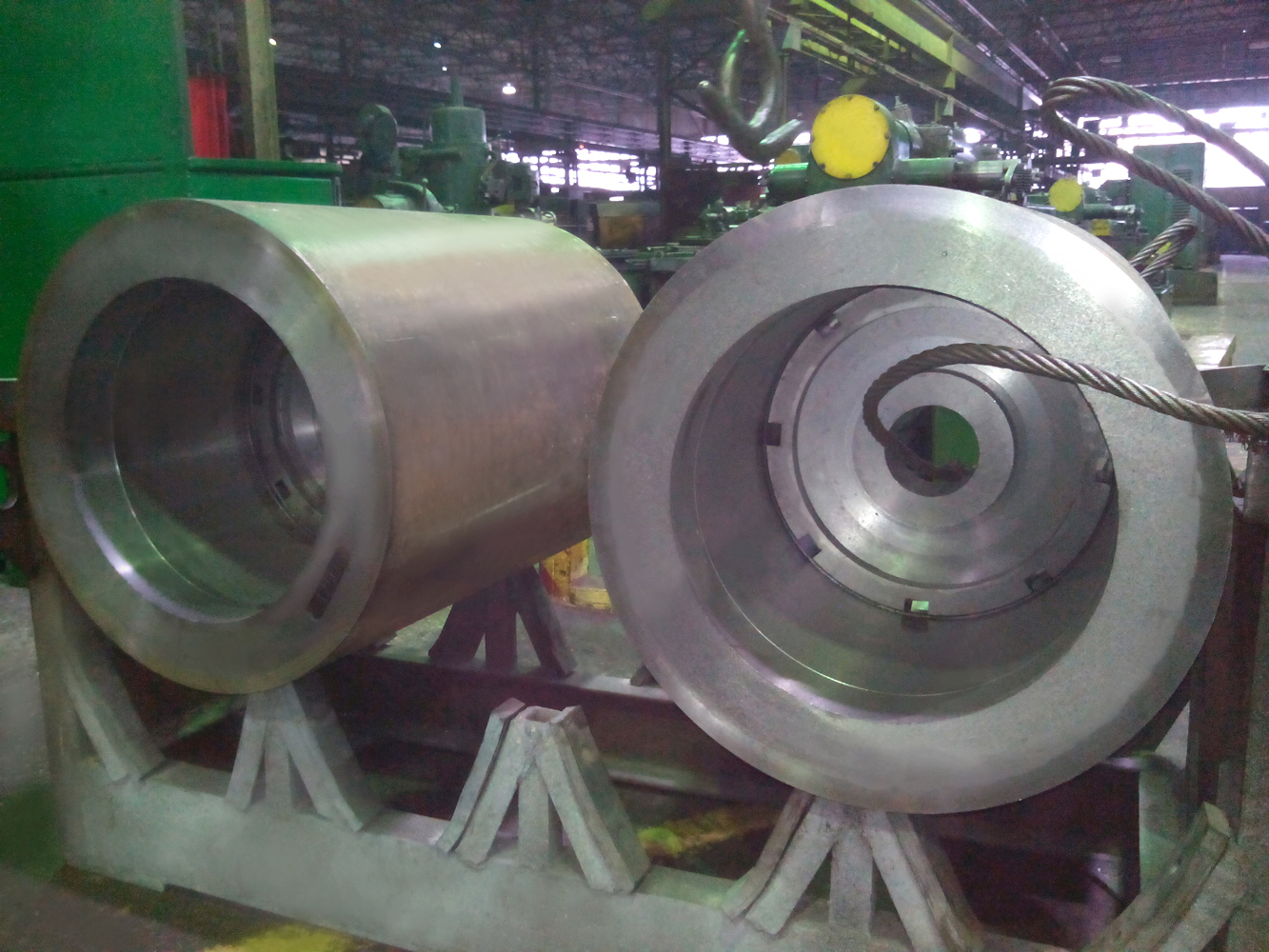 Rollers for crushing cereals and grain: Production of custom-made ...